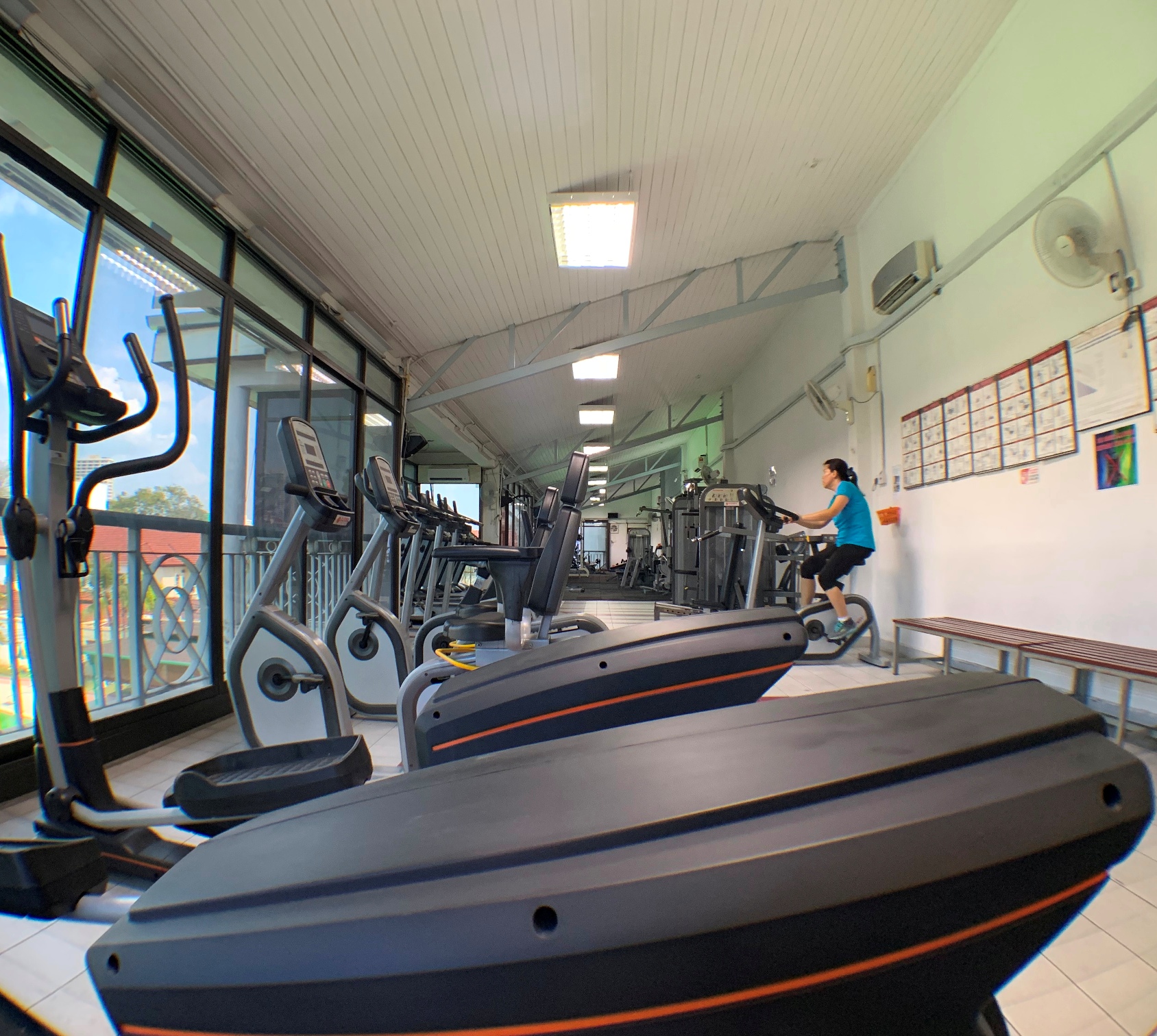 Gym - Chinese Recreational Club